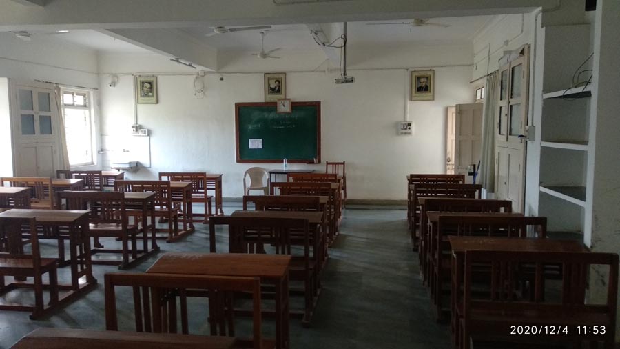 Lecture Halls – Maharashtra Institute of Medical Education and Research
